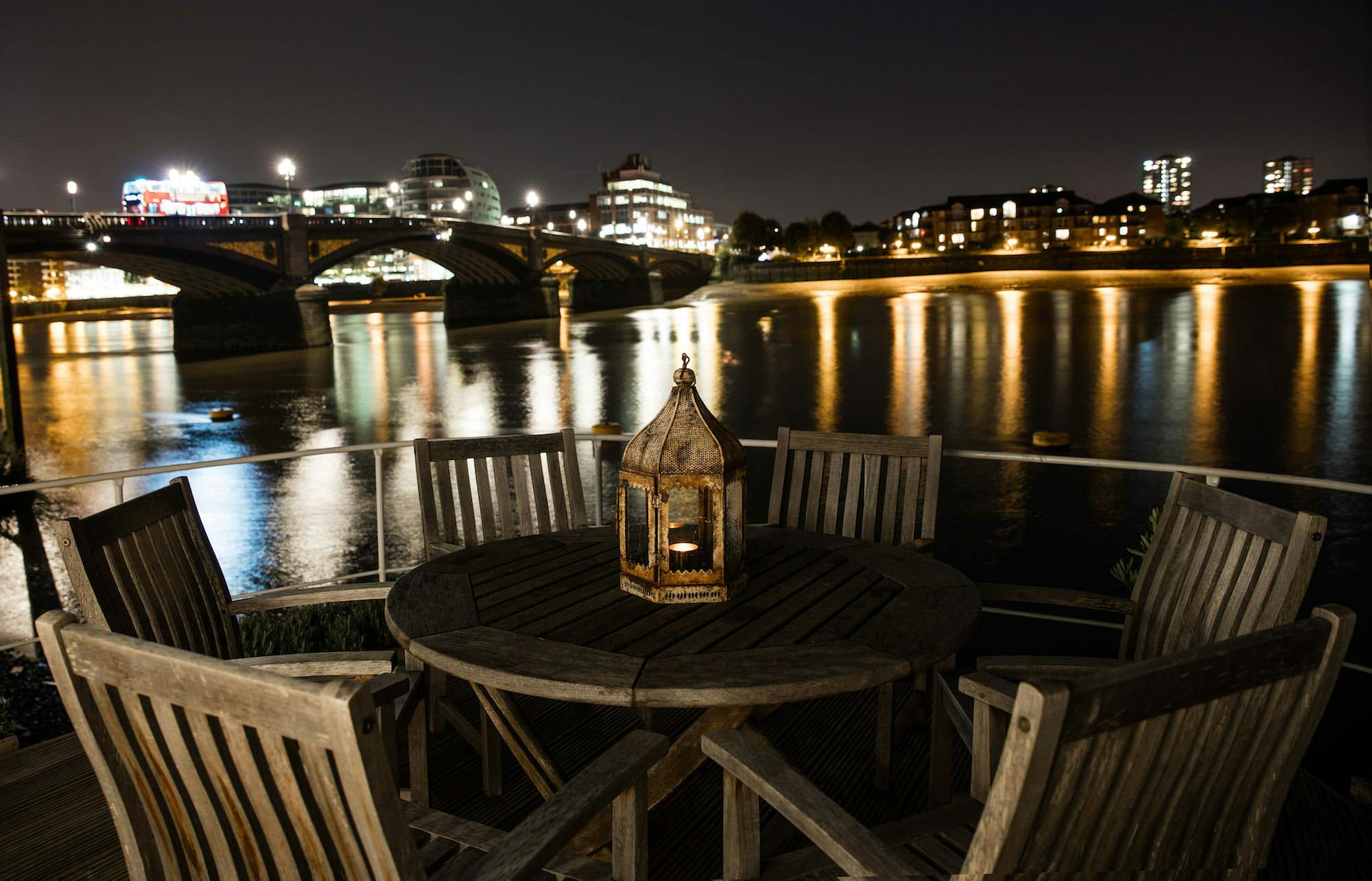 The Best London Houseboats on Airbnb | The Plum Guide