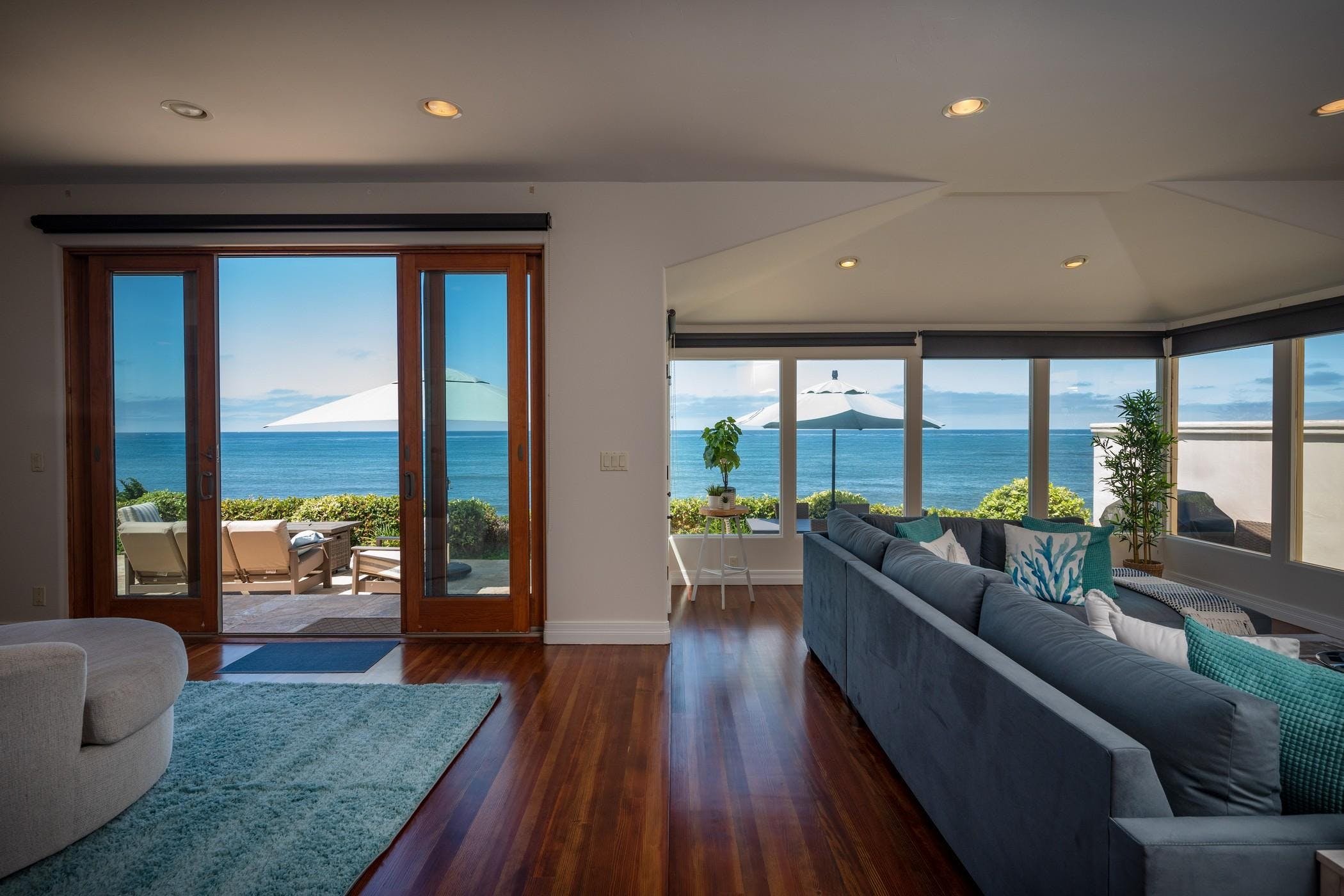 La Jolla Sea Spray | San Diego, California, United States - Venue Report