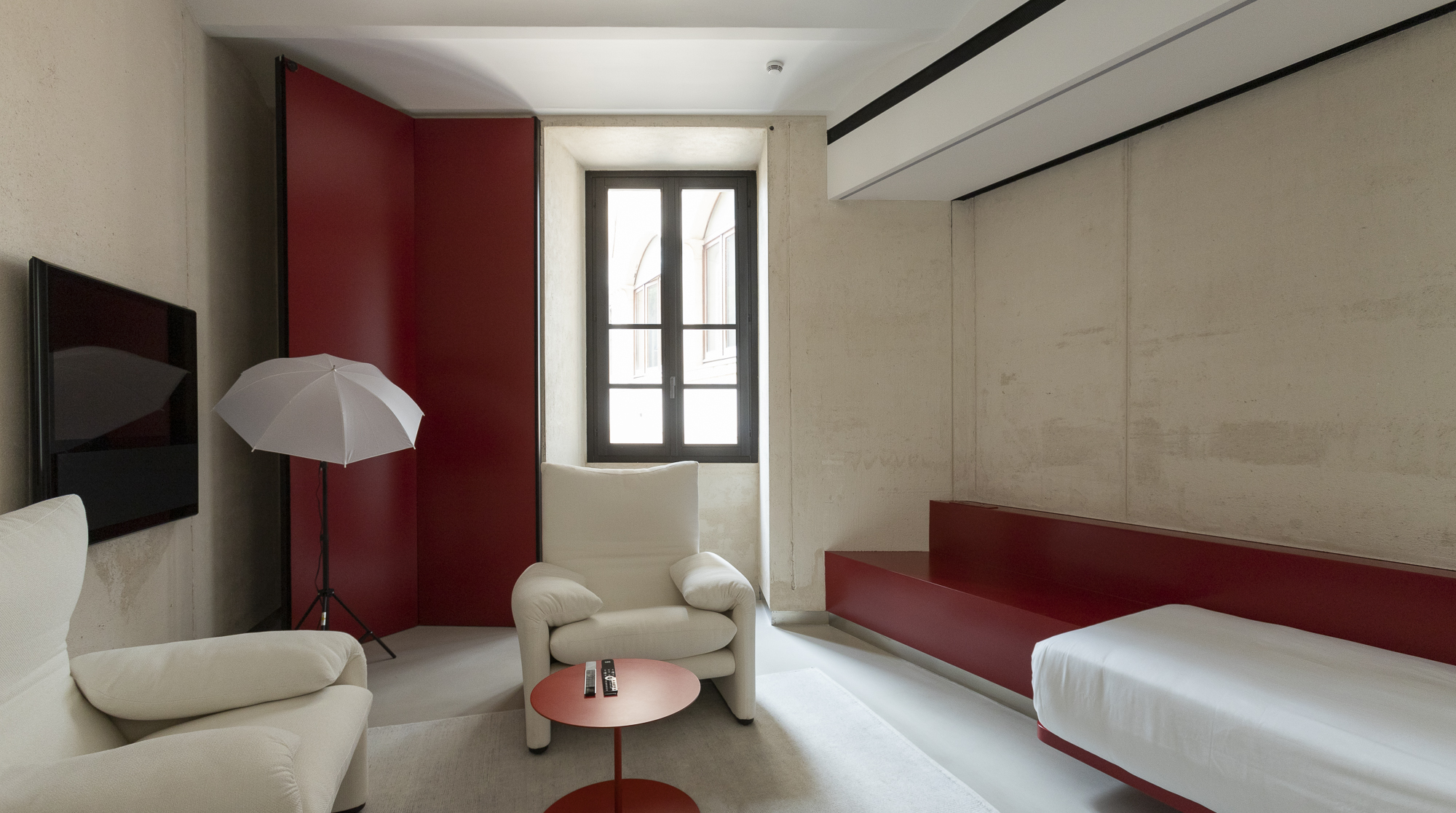 Mirror Ruby, Rome, Italy | Plum Guide