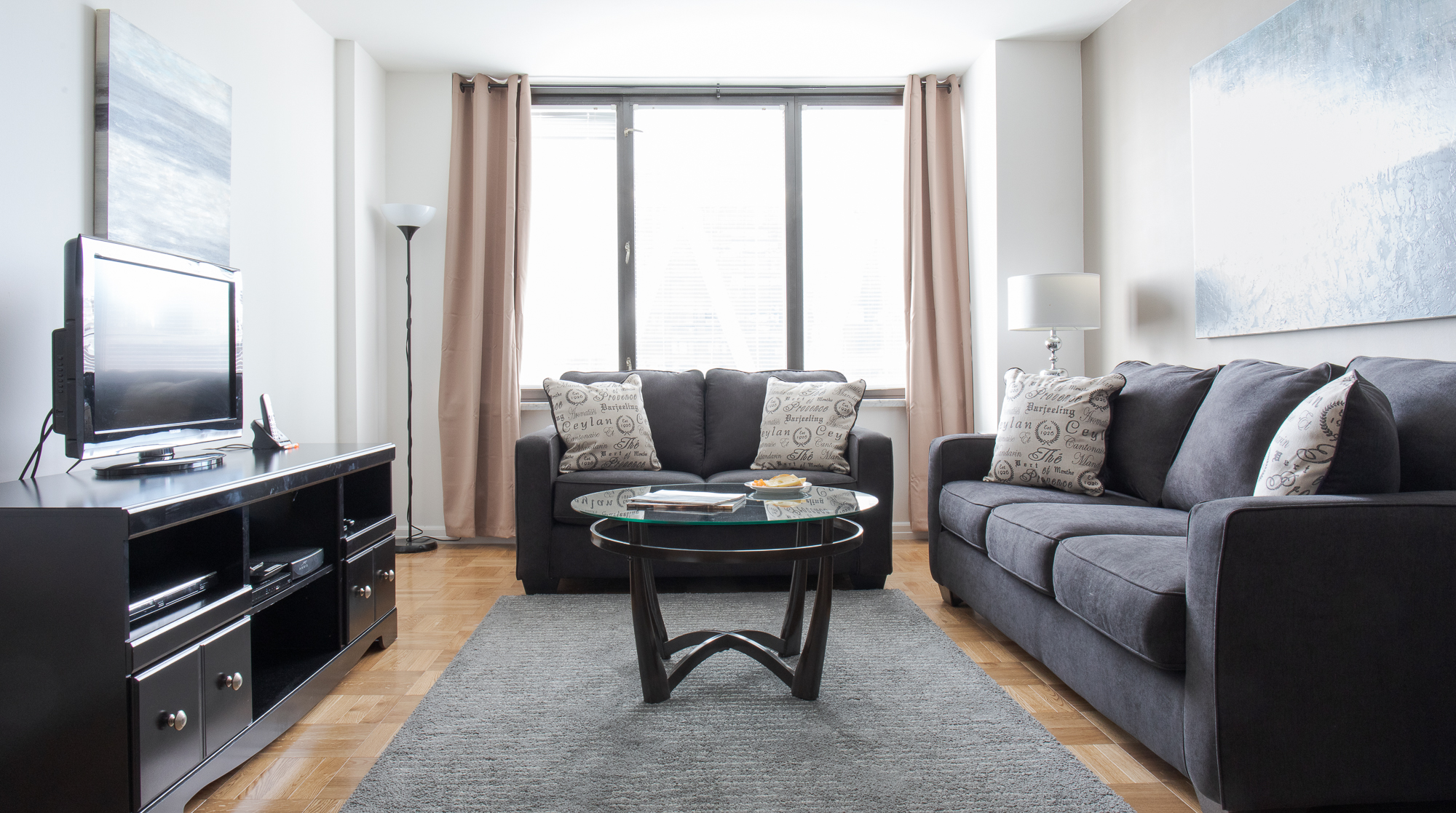 Neutral Block, Midtown West, New York | Plum Guide