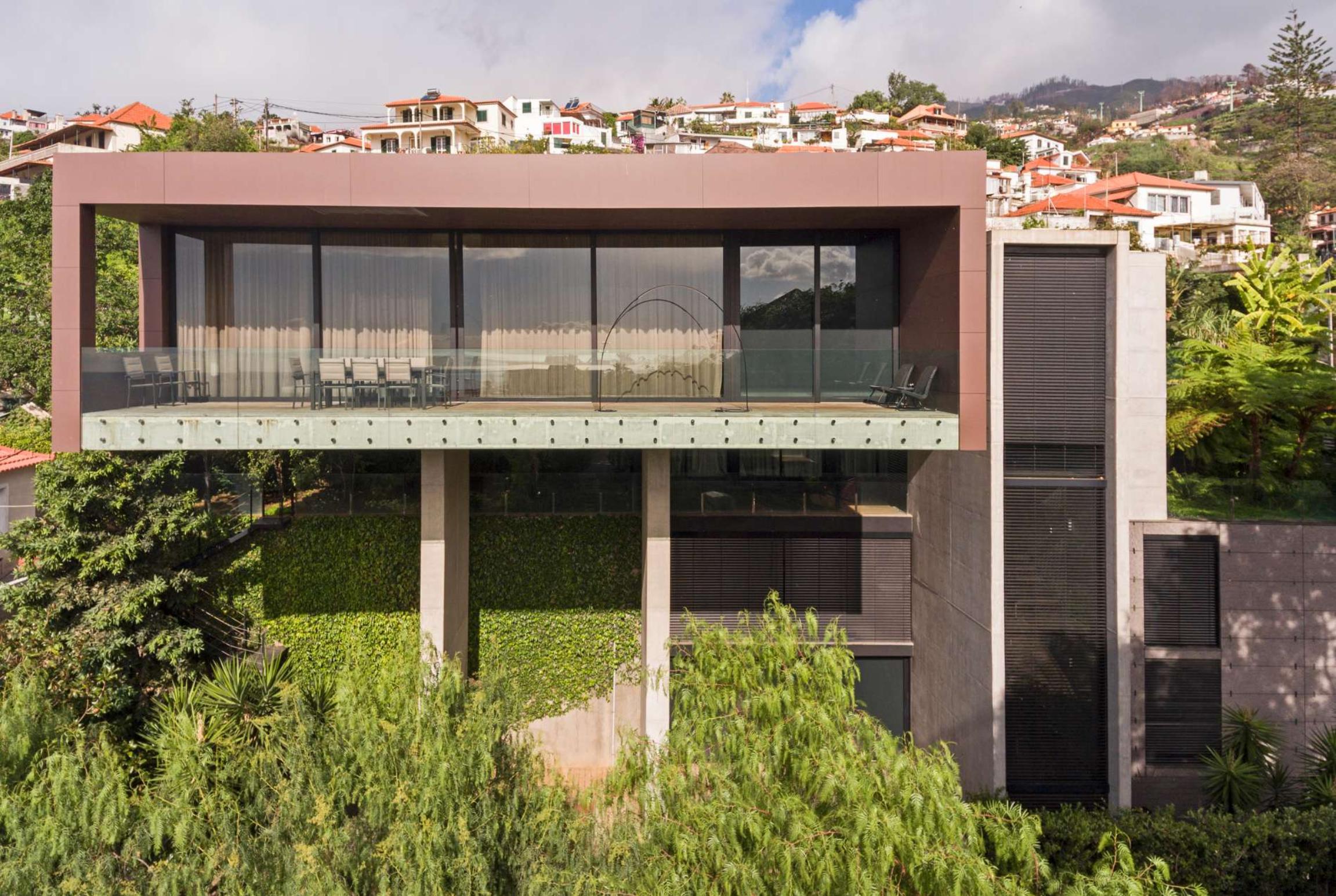 Jacaranda Heights, Santa Luzia, Funchal | Plum Guide