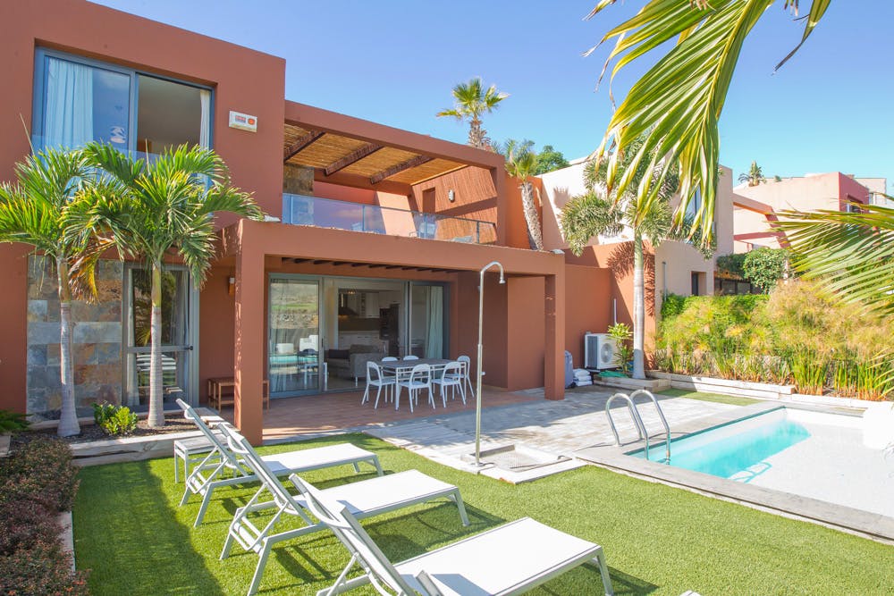 Ochre Sunset, Comarca Sur, Spain | Plum Guide