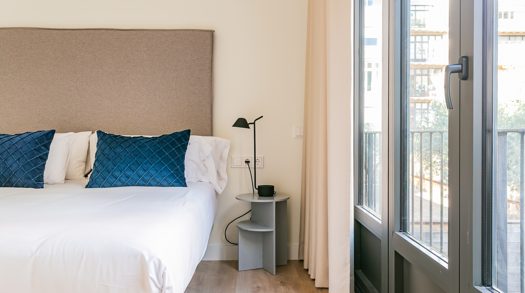 Royal Optics | Barcelona, Cataluña, Spain | Venue Report