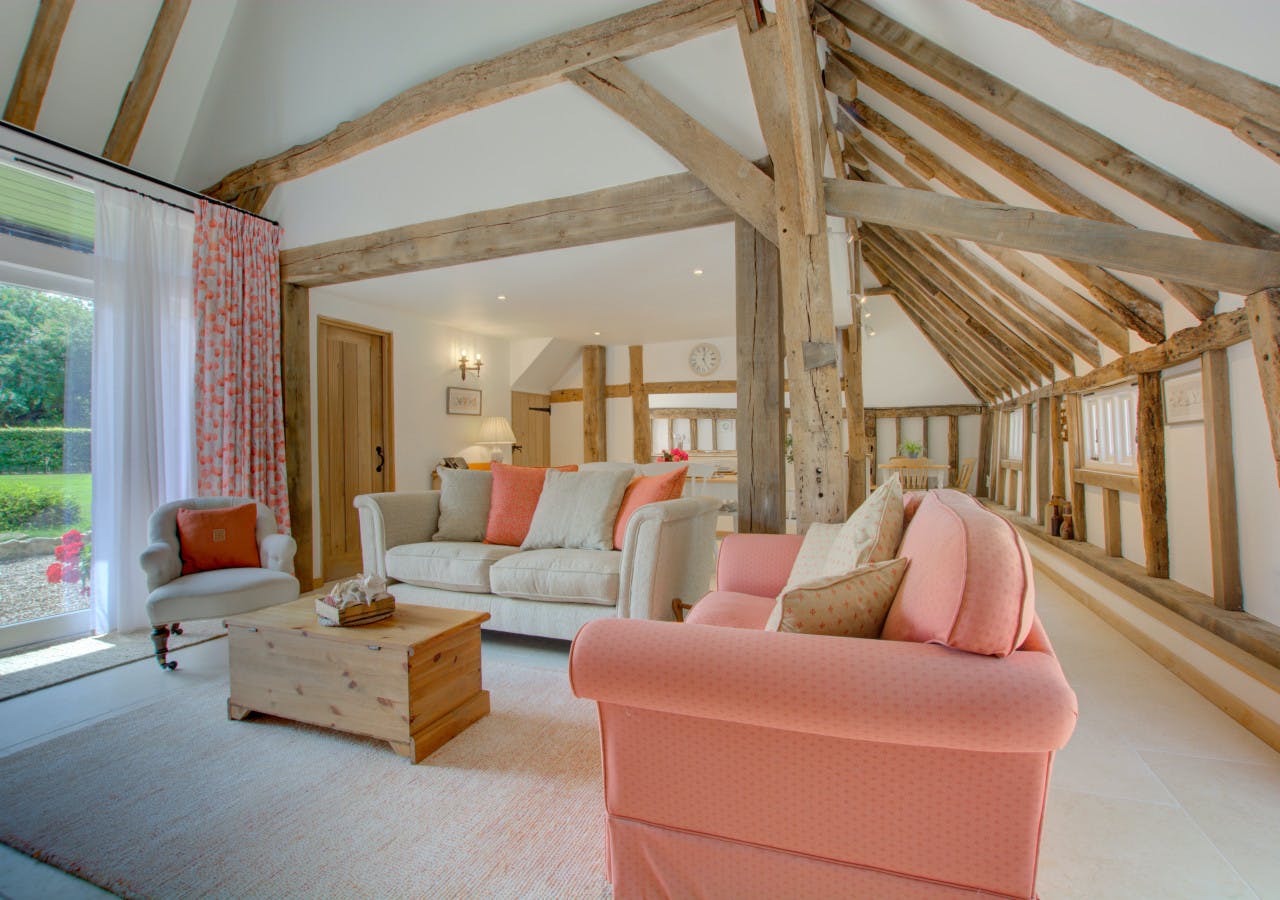 Winnow Barn, Kent, England | Plum Guide