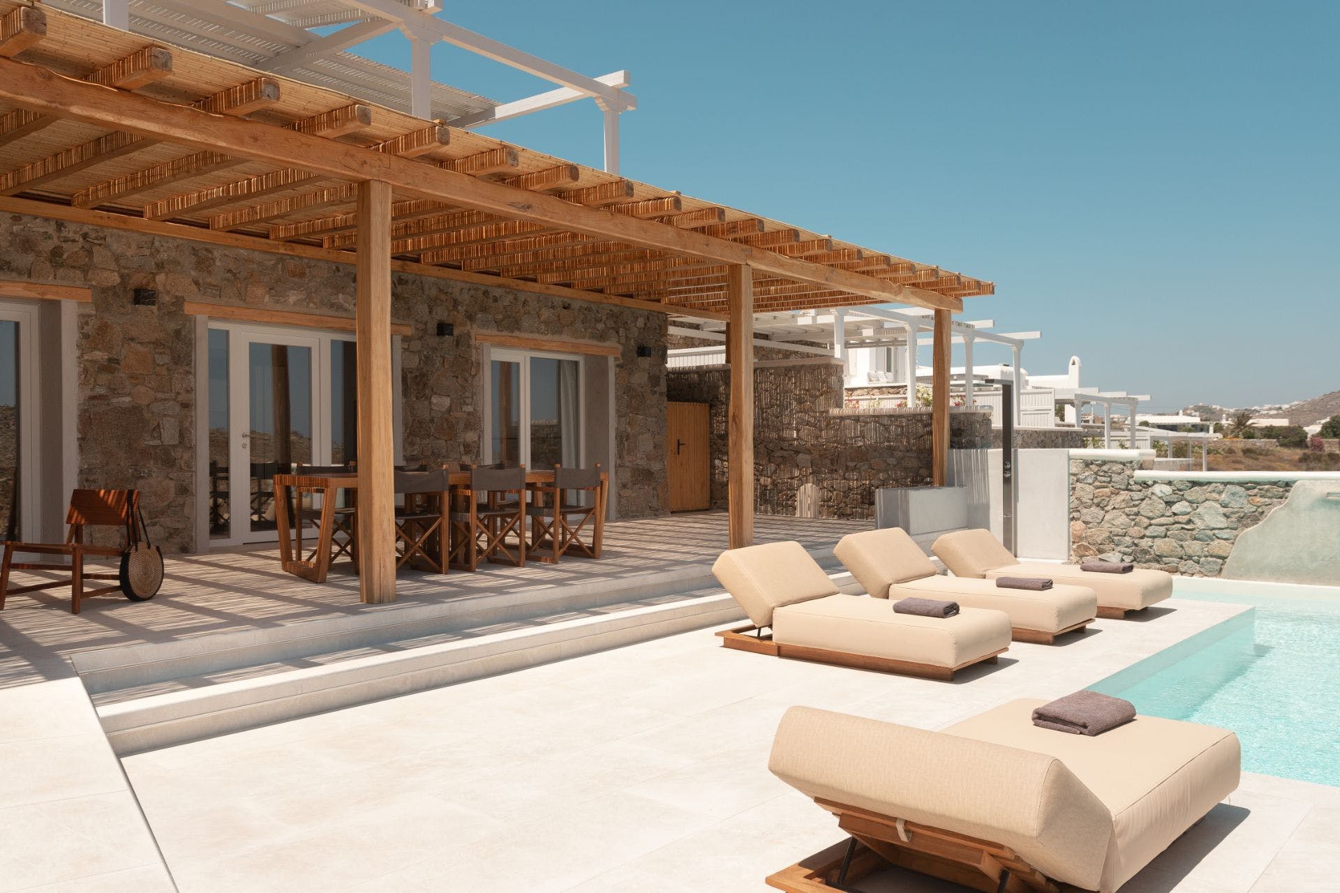 Midsummer Mirage | Greece - Venue Report