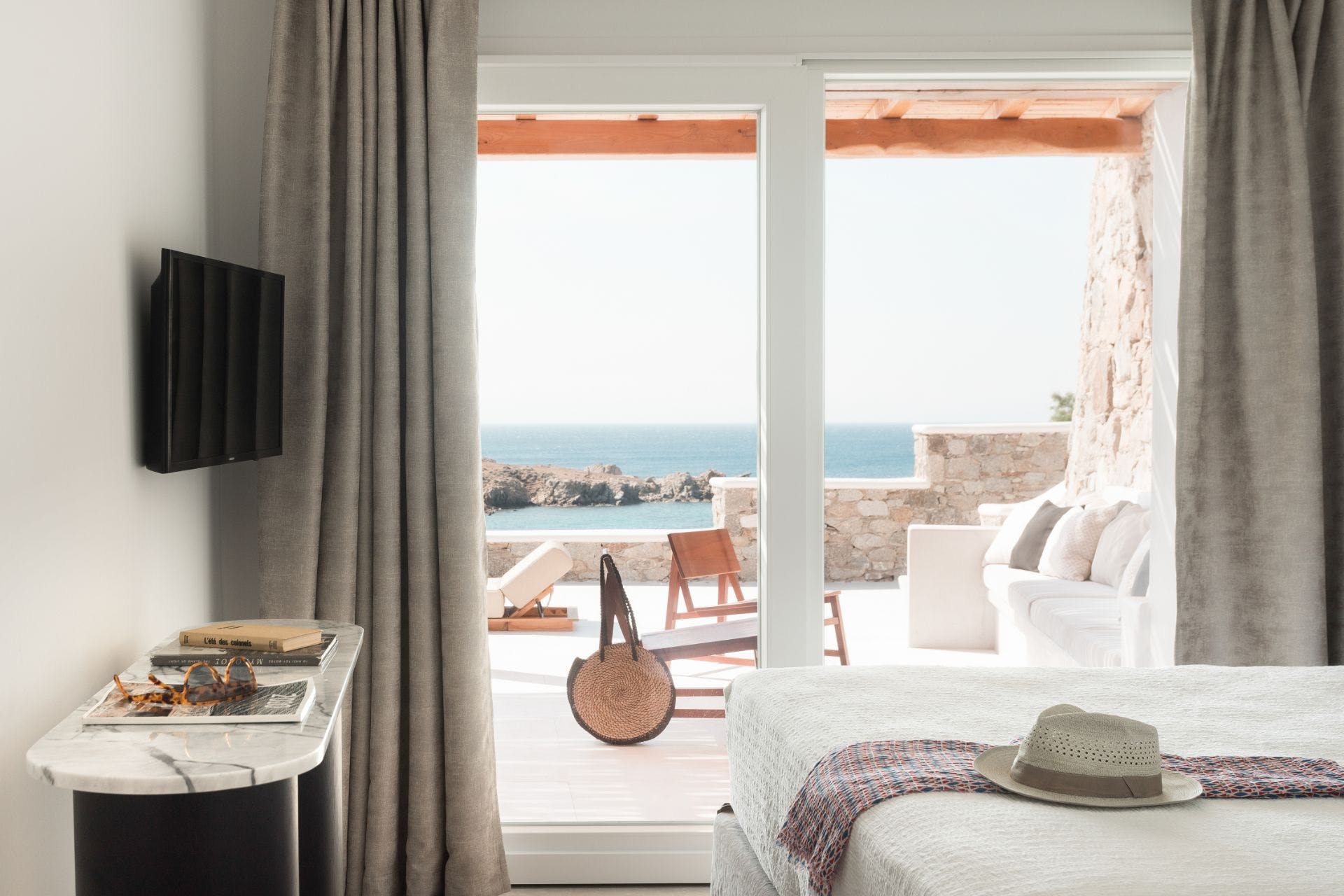 Midsummer Mirage | Greece - Venue Report