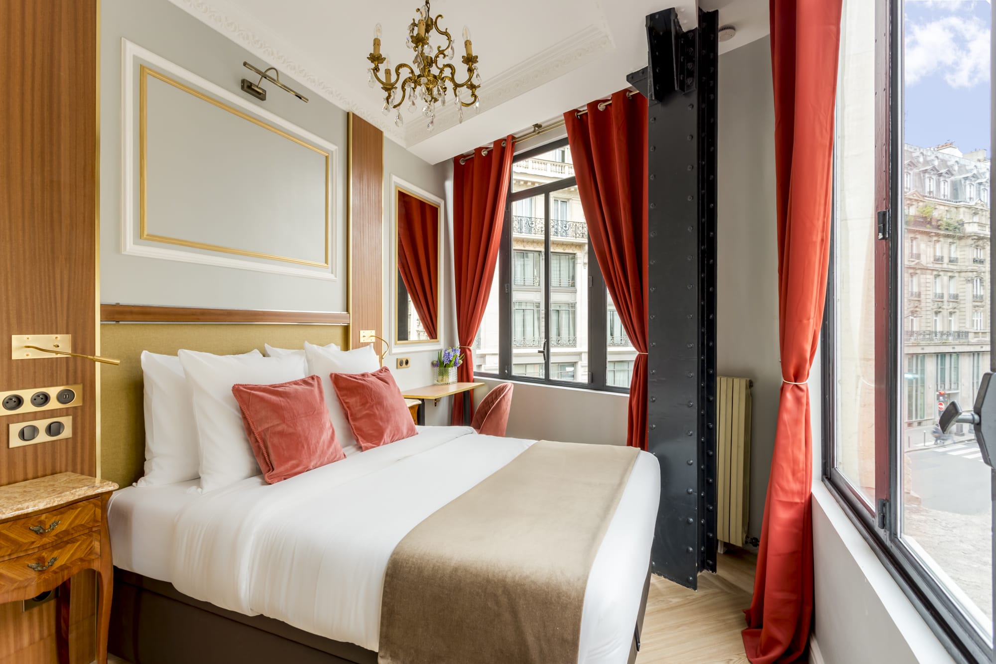 A Touch Of Rococo | Paris, Île-de-France, France - Venue Report