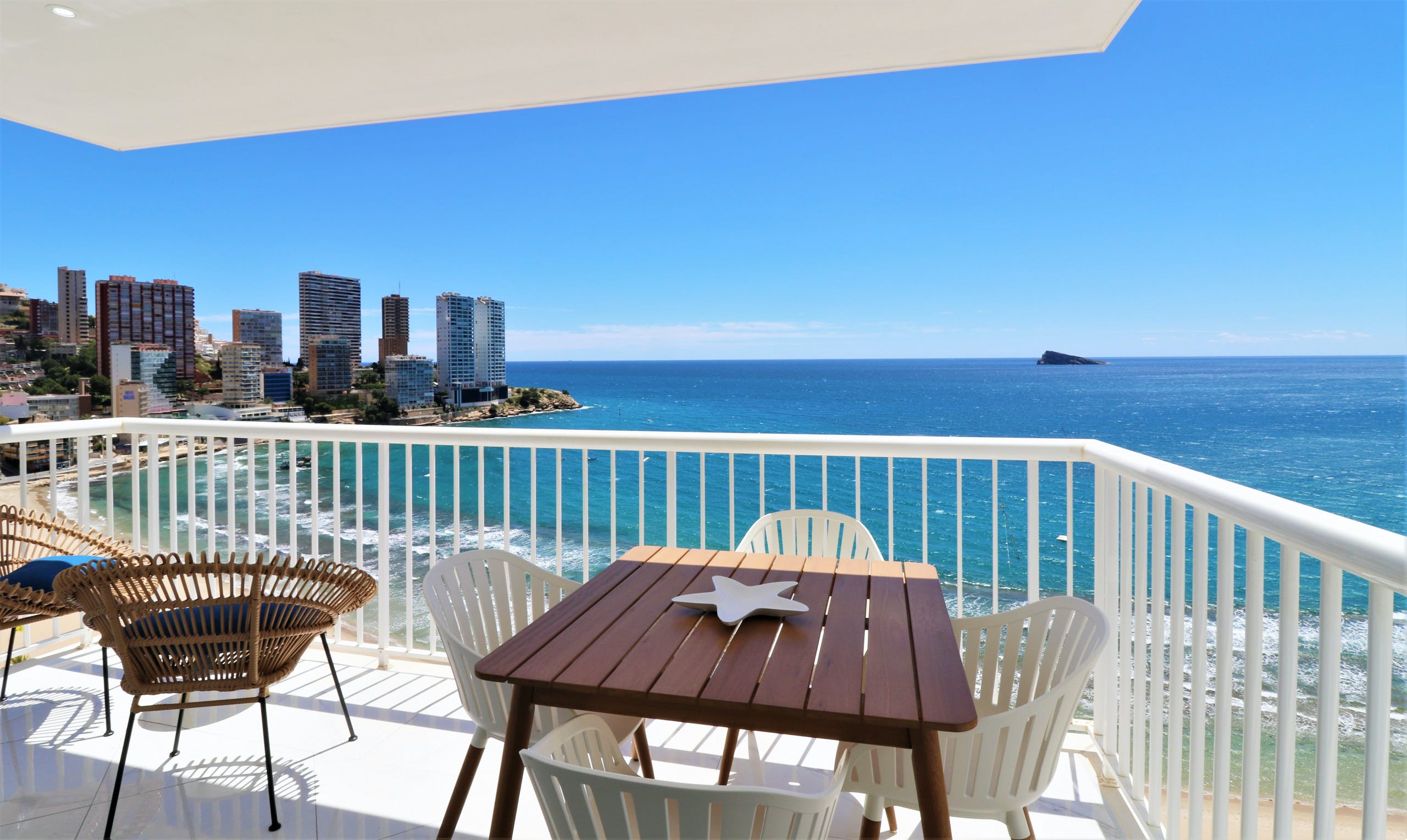 Benidorm Horizons, Racó de l'Oix, Benidorm | Plum Guide