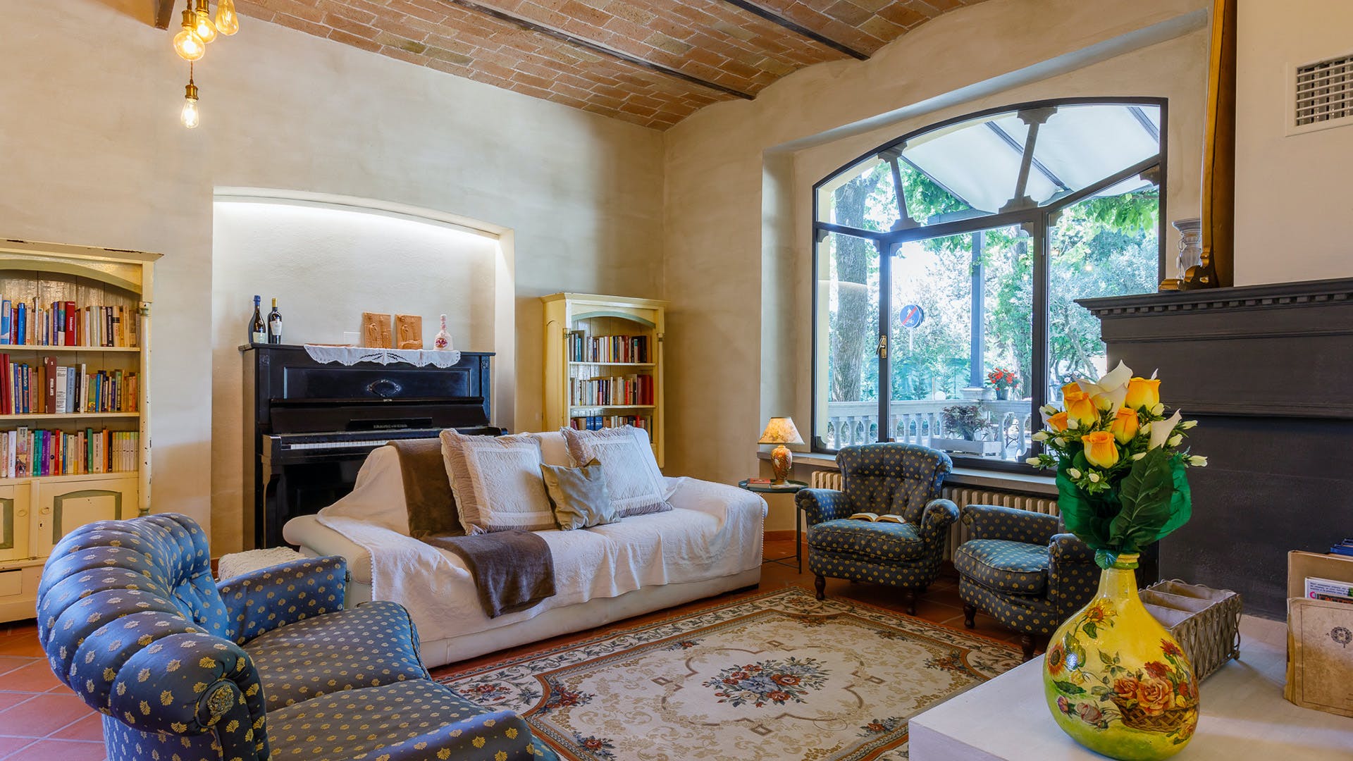 Enchanting Portico | Italy - Venue Report