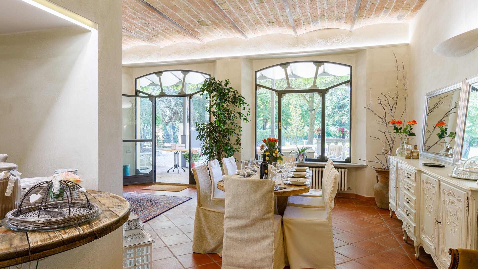 Enchanting Portico | Italy - Venue Report