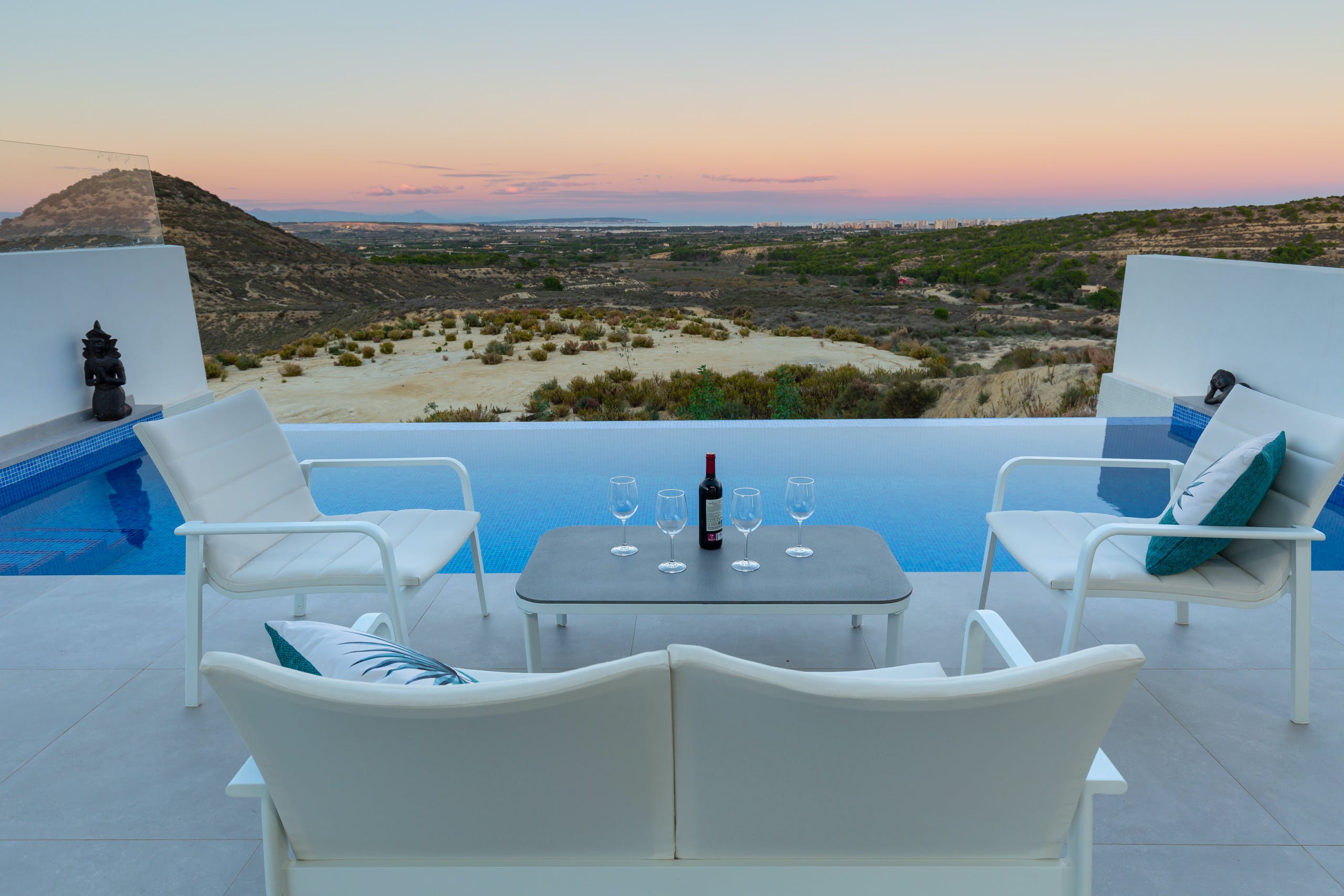 Infinite Sunset, Alicante, Spain | Plum Guide