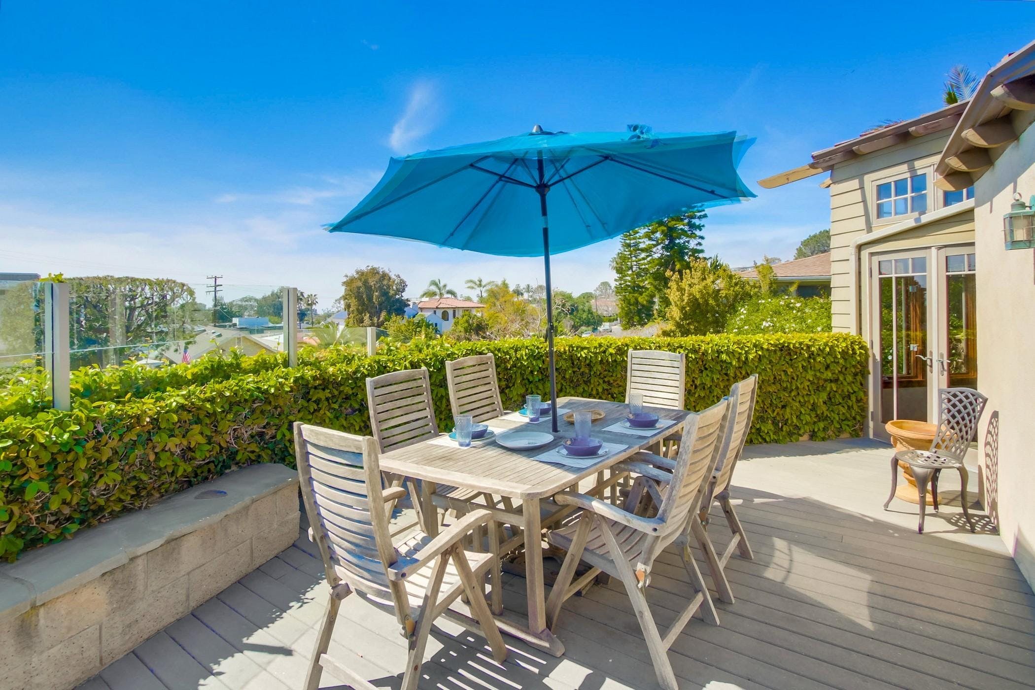 Sweet Ocean Breeze | San Diego, California, United States - Venue Report