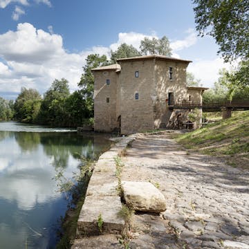Hamlet By The River, Hérault, Occitanie | Plum Guide