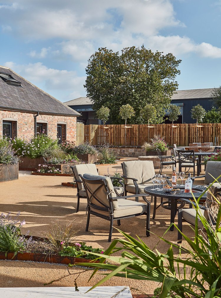 Alice's Farm | United Kingdom | Venue Report