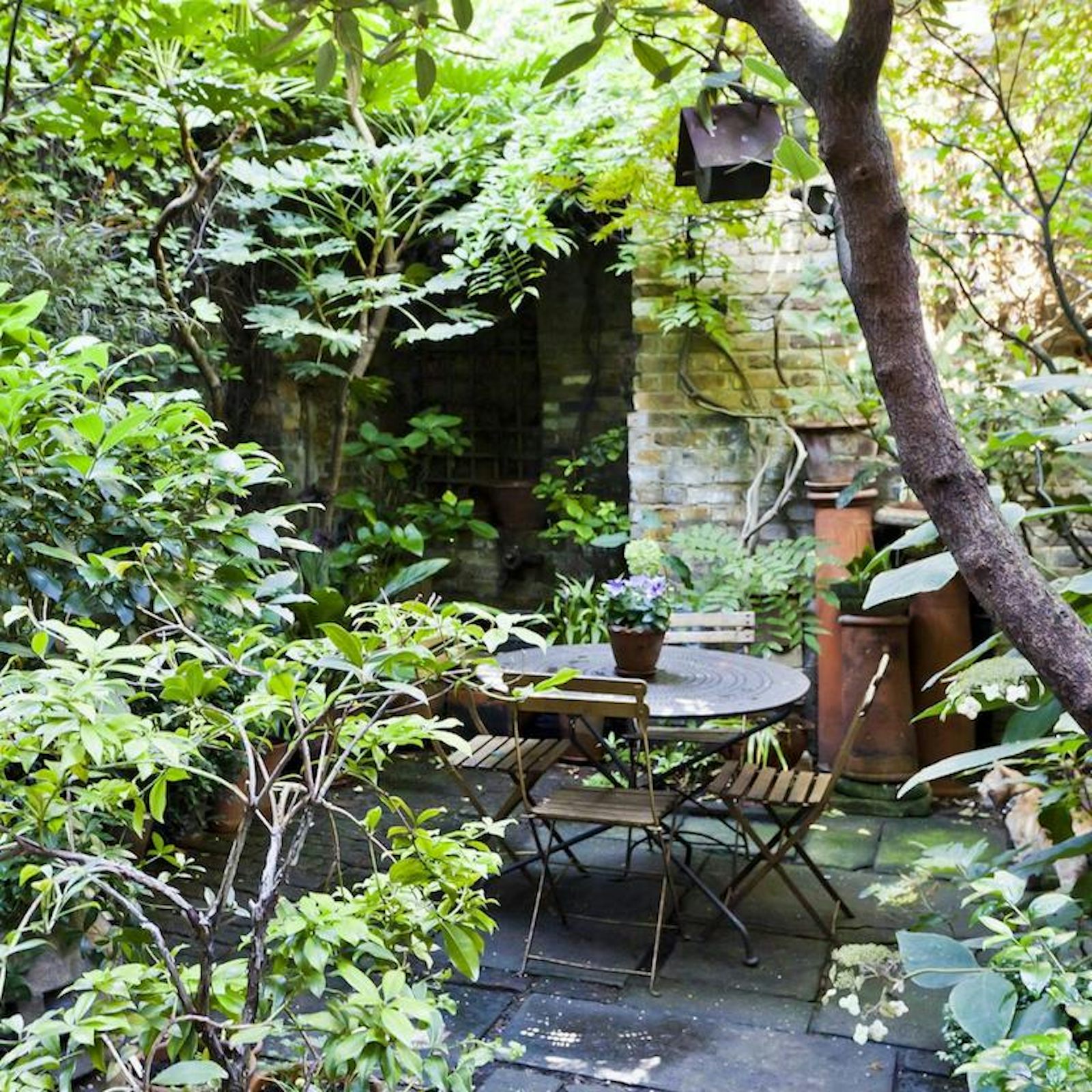 Fournier Street, Spitalfields, London | Plum Guide