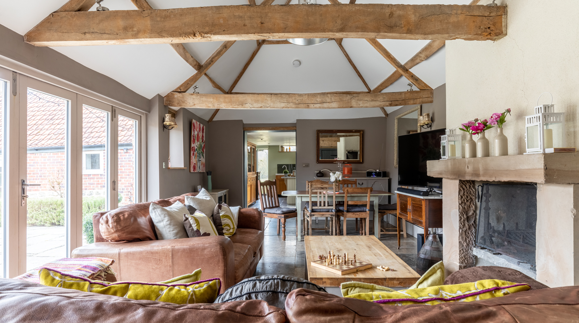 Dilton Vale Farm | United Kingdom - Venue Report