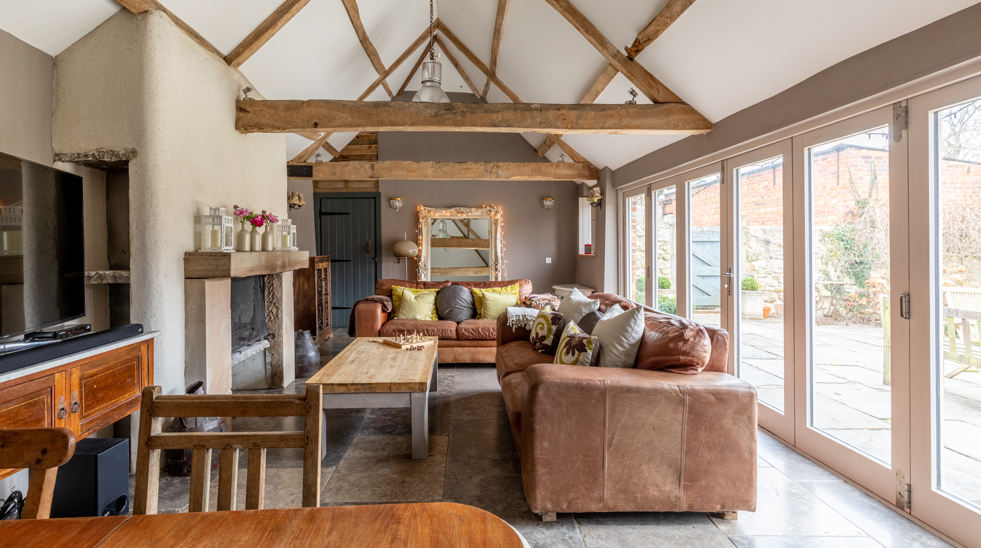 Dilton Vale Farm | United Kingdom - Venue Report