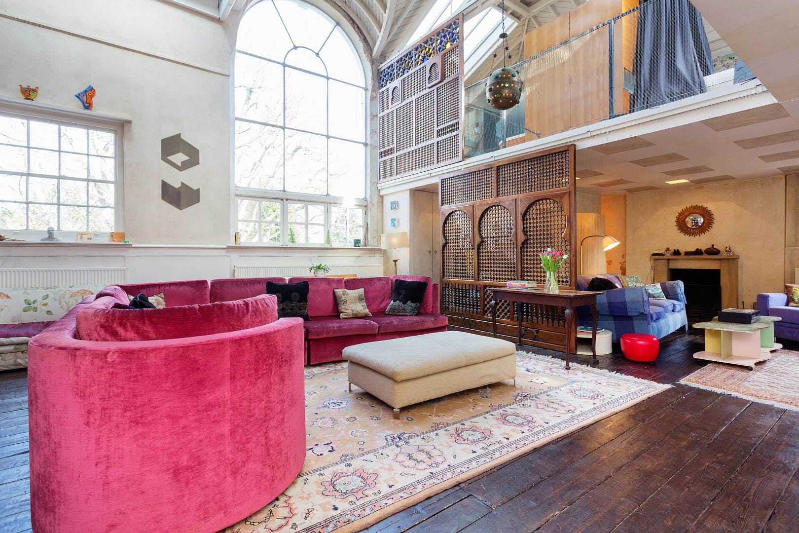 Celestial High | London, England, United Kingdom | Venue Report