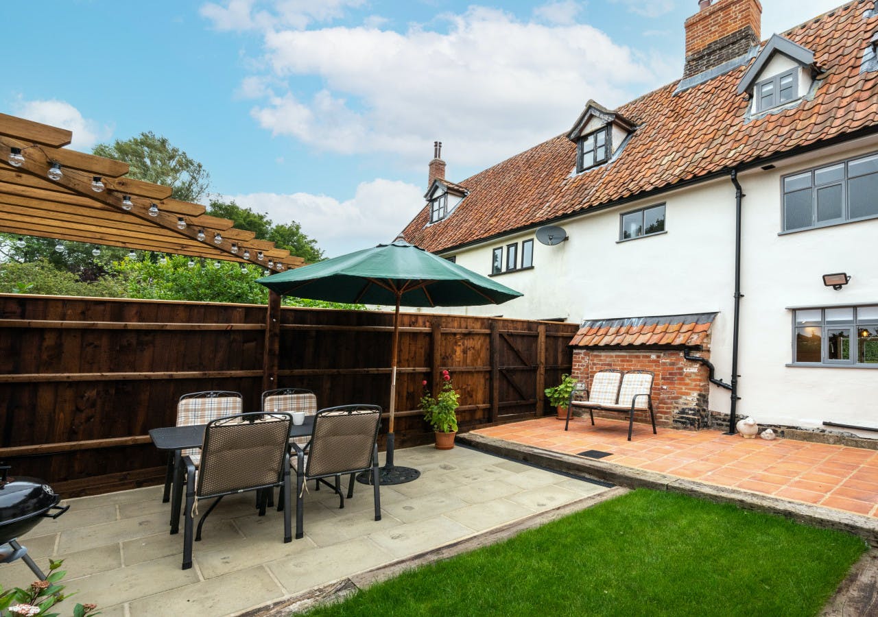 The Inglenook, Woodbridge, Suffolk | Plum Guide