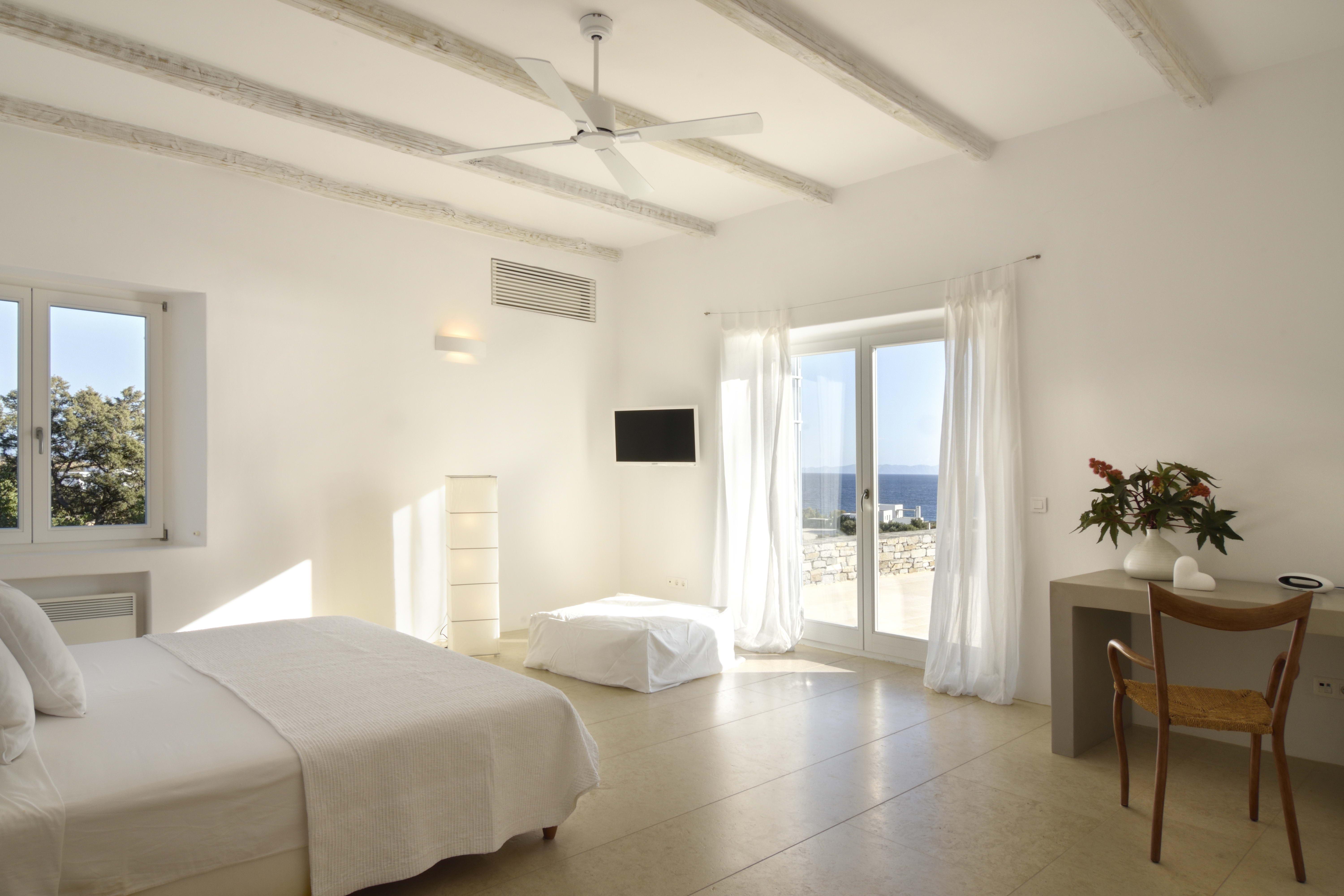 Postcards from Paros | Greece - Venue Report