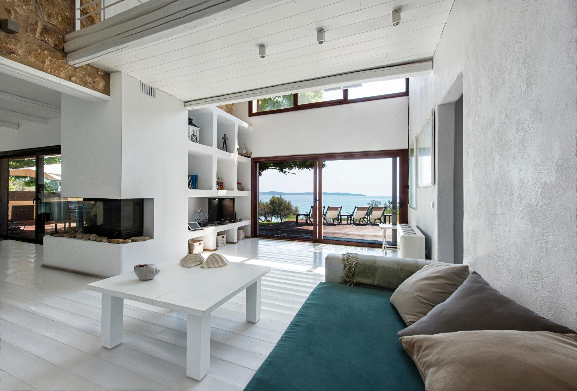 Gulf View | Greece | Venue Report