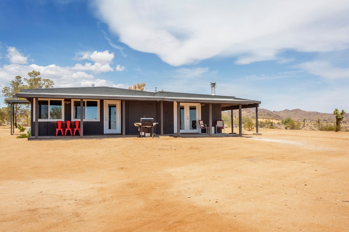 The Flag Ranch | Yucca Valley, California, United States - Venue Report