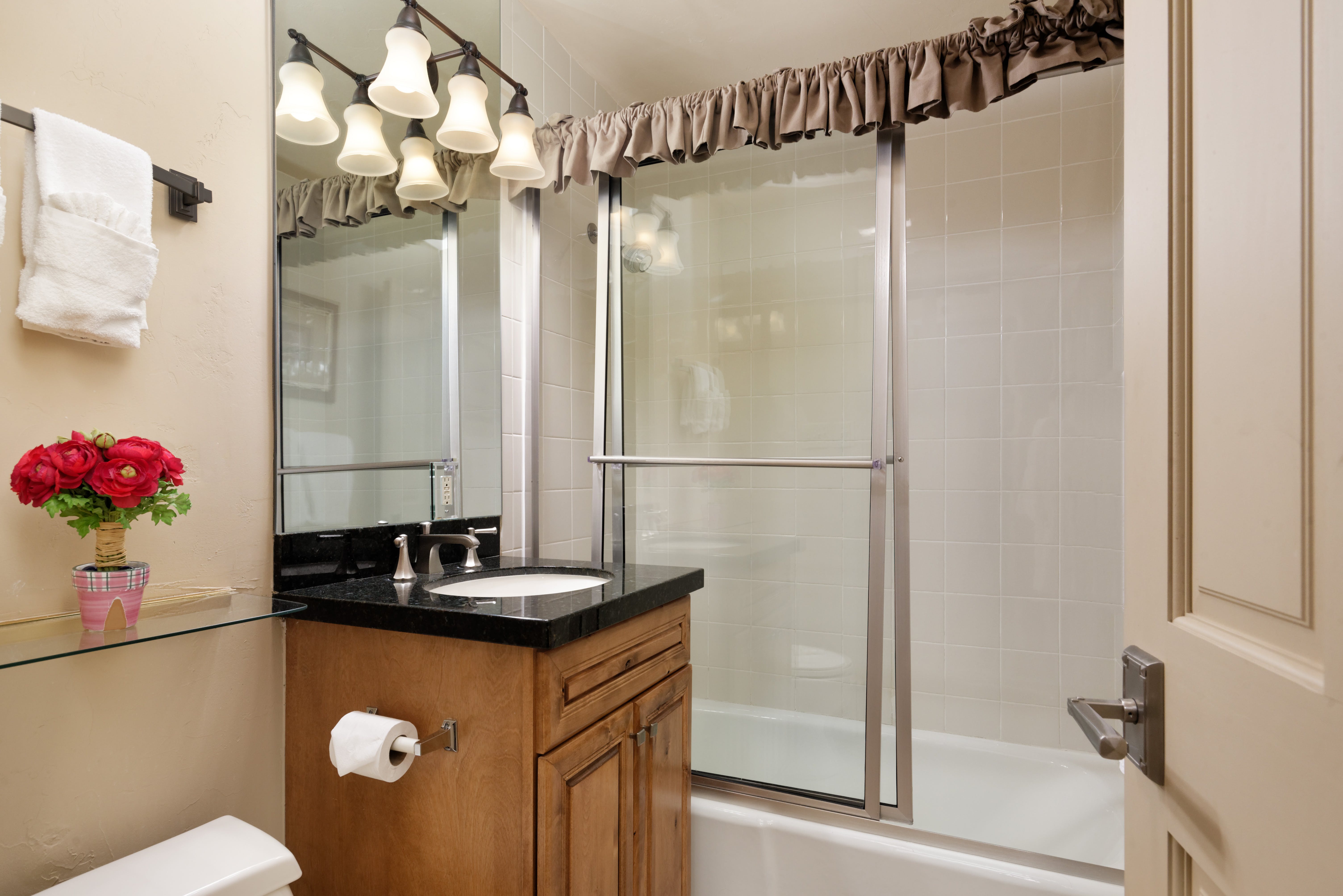 Fresh Pow | Aspen, Colorado, United States - Venue Report