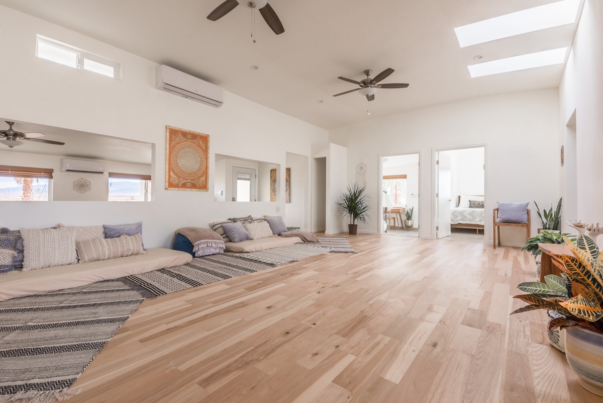 The Tamarisk Oasis | Joshua Tree, California, United States - Venue Report