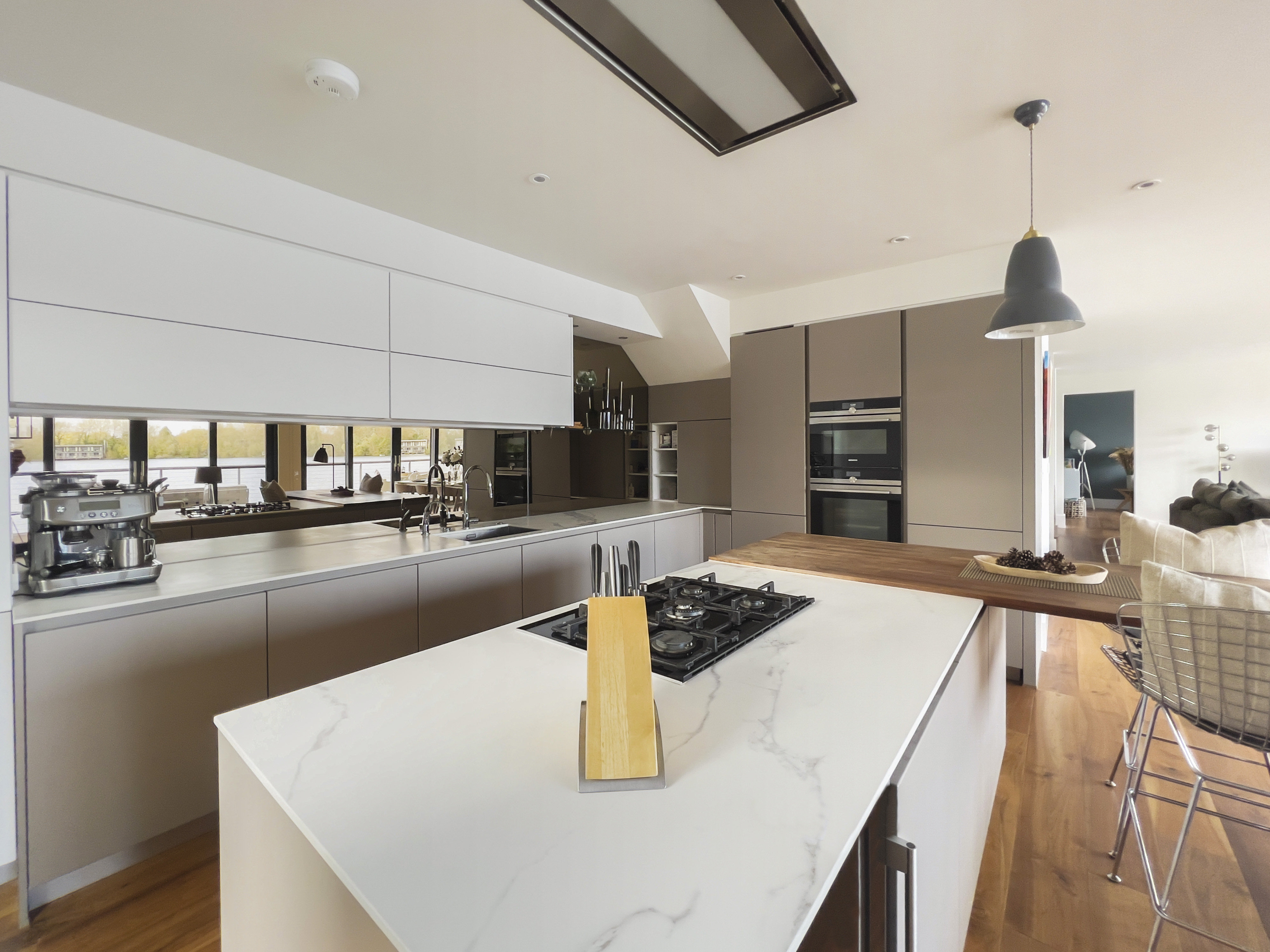 The Lake Escape | England, United Kingdom | Venue Report