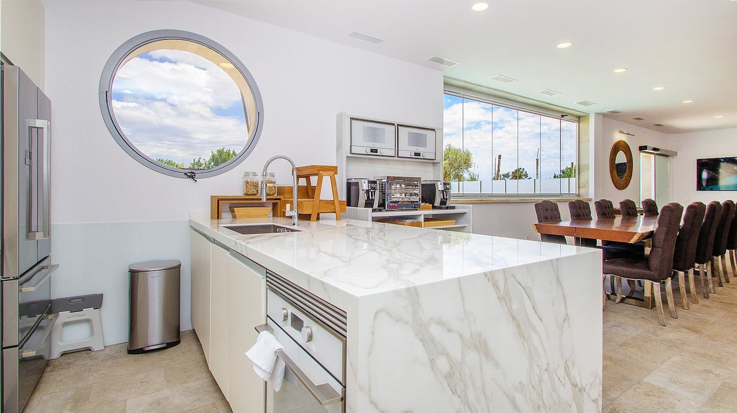 Lofty Palm | Balearic Islands, Spain - Venue Report