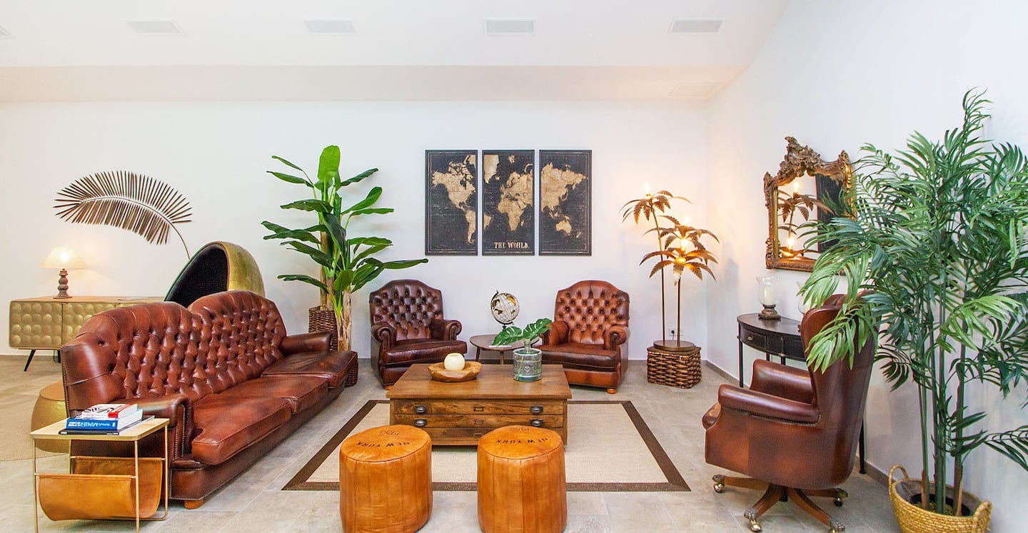 Lofty Palm | Balearic Islands, Spain - Venue Report