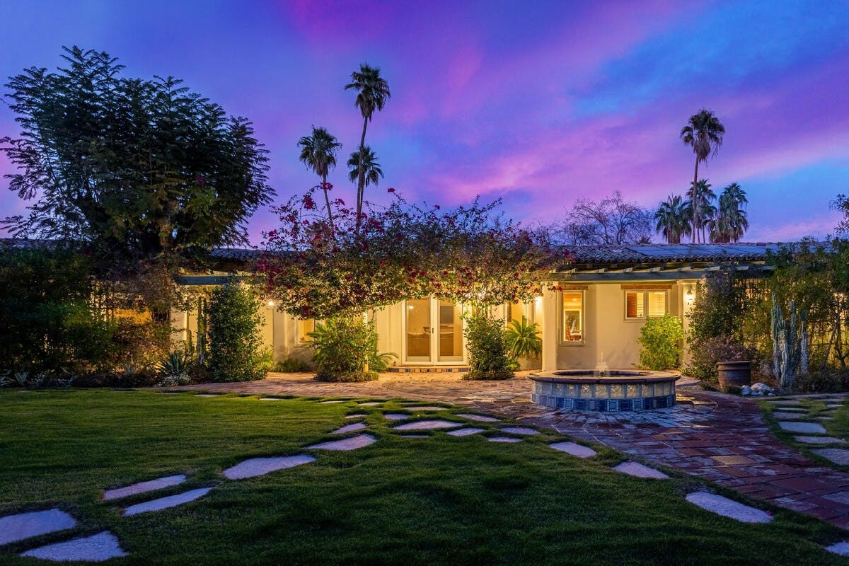 Starlet's Hideaway | Palm Springs, California, United States | Venue Report