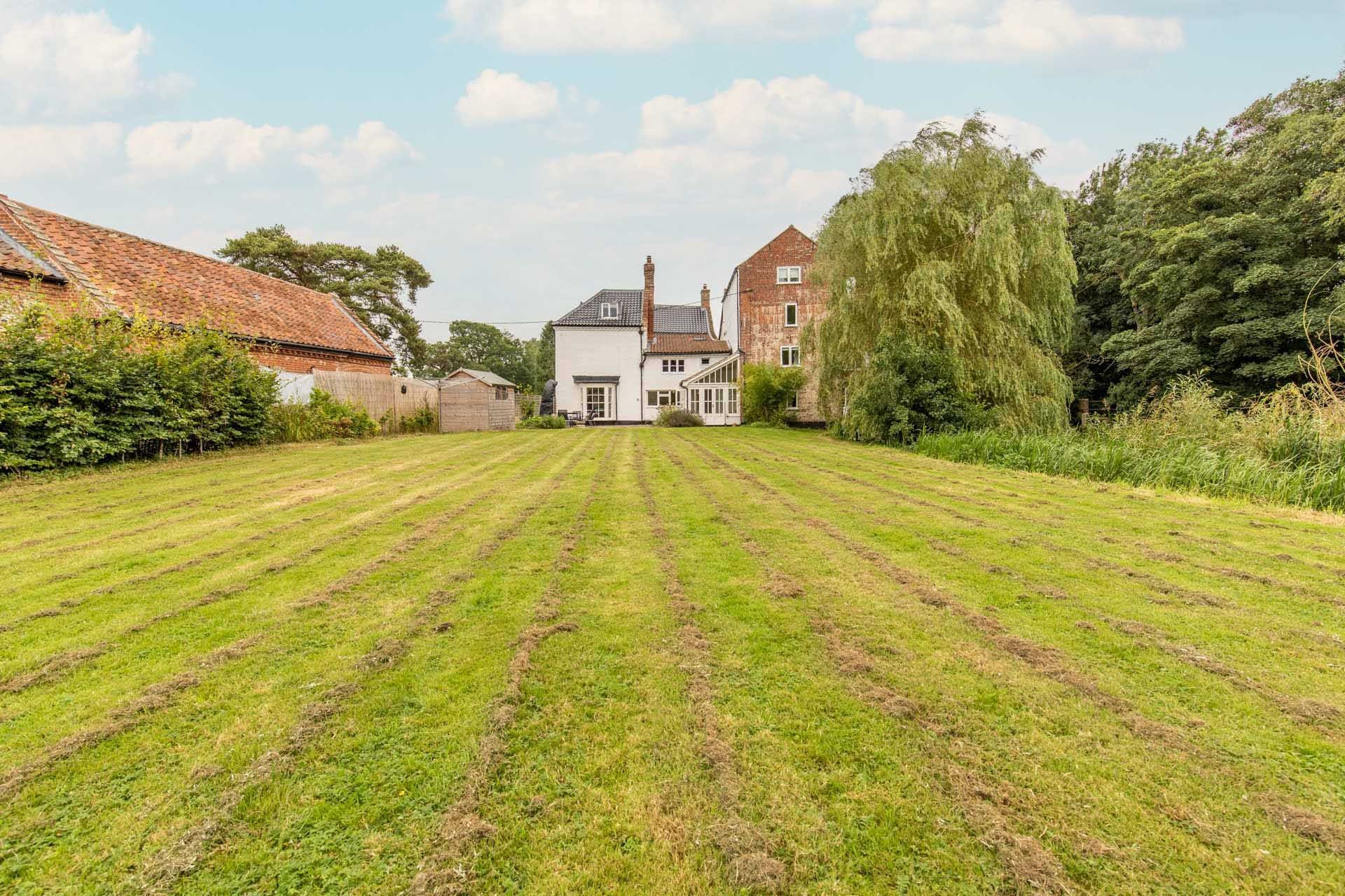 The Miller's View | England, United Kingdom - Venue Report