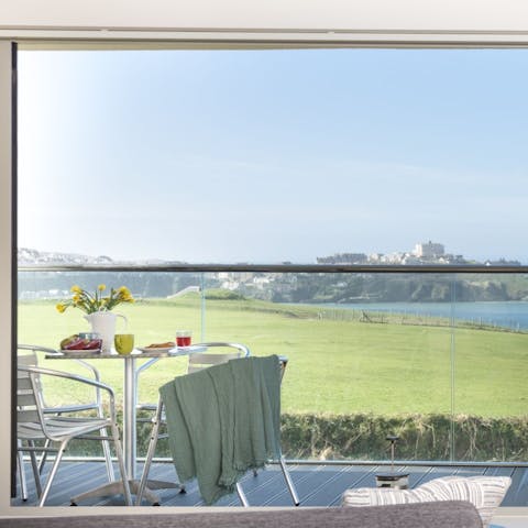 Cape Finisterre, Newquay, Cornwall | Plum Guide