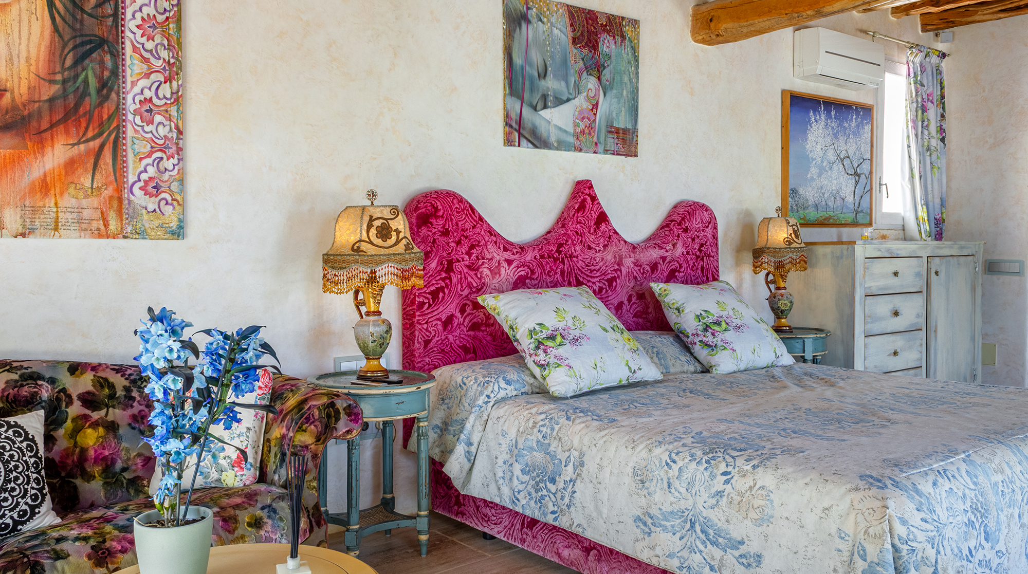 Periscope Hibiscus | Balearic Islands, Spain - Venue Report