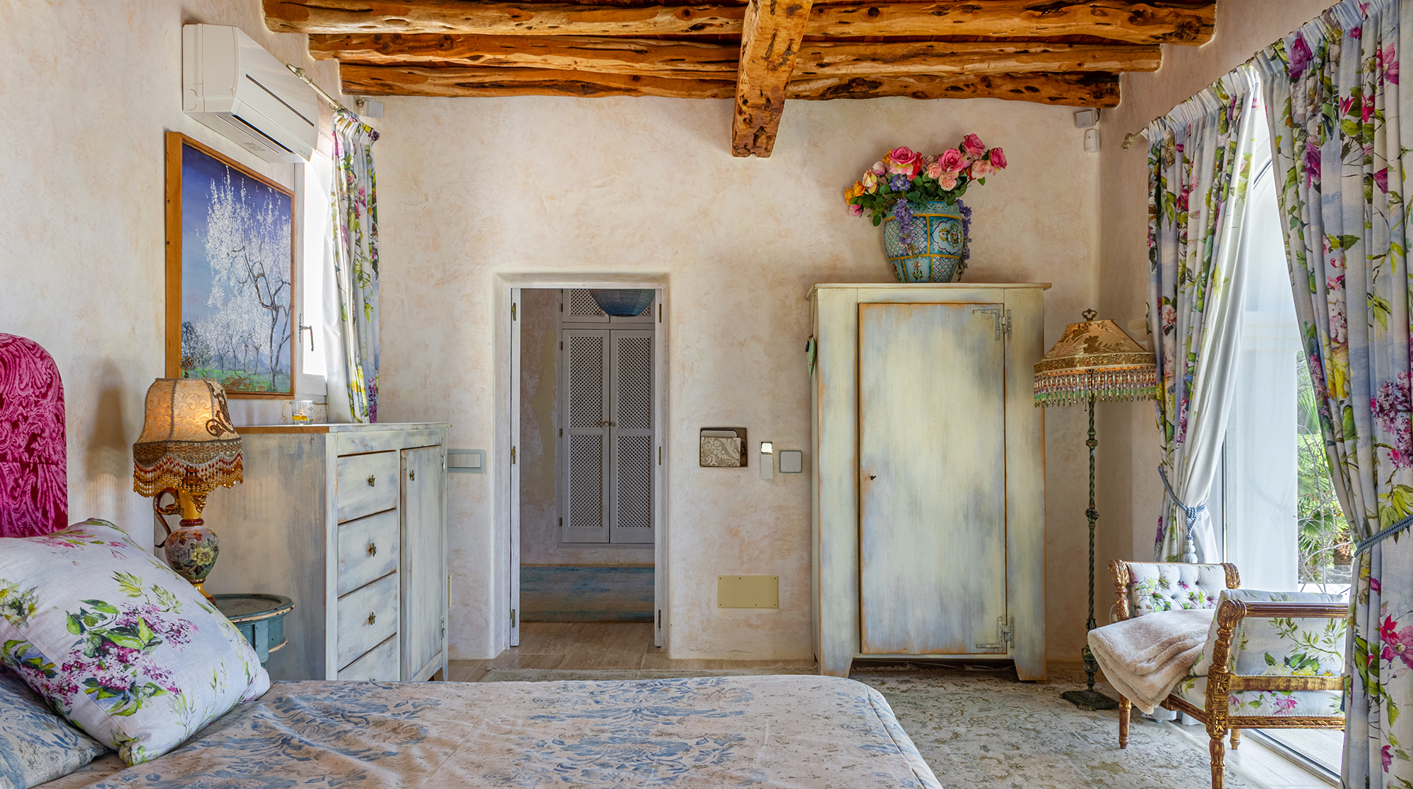 Periscope Hibiscus | Balearic Islands, Spain - Venue Report