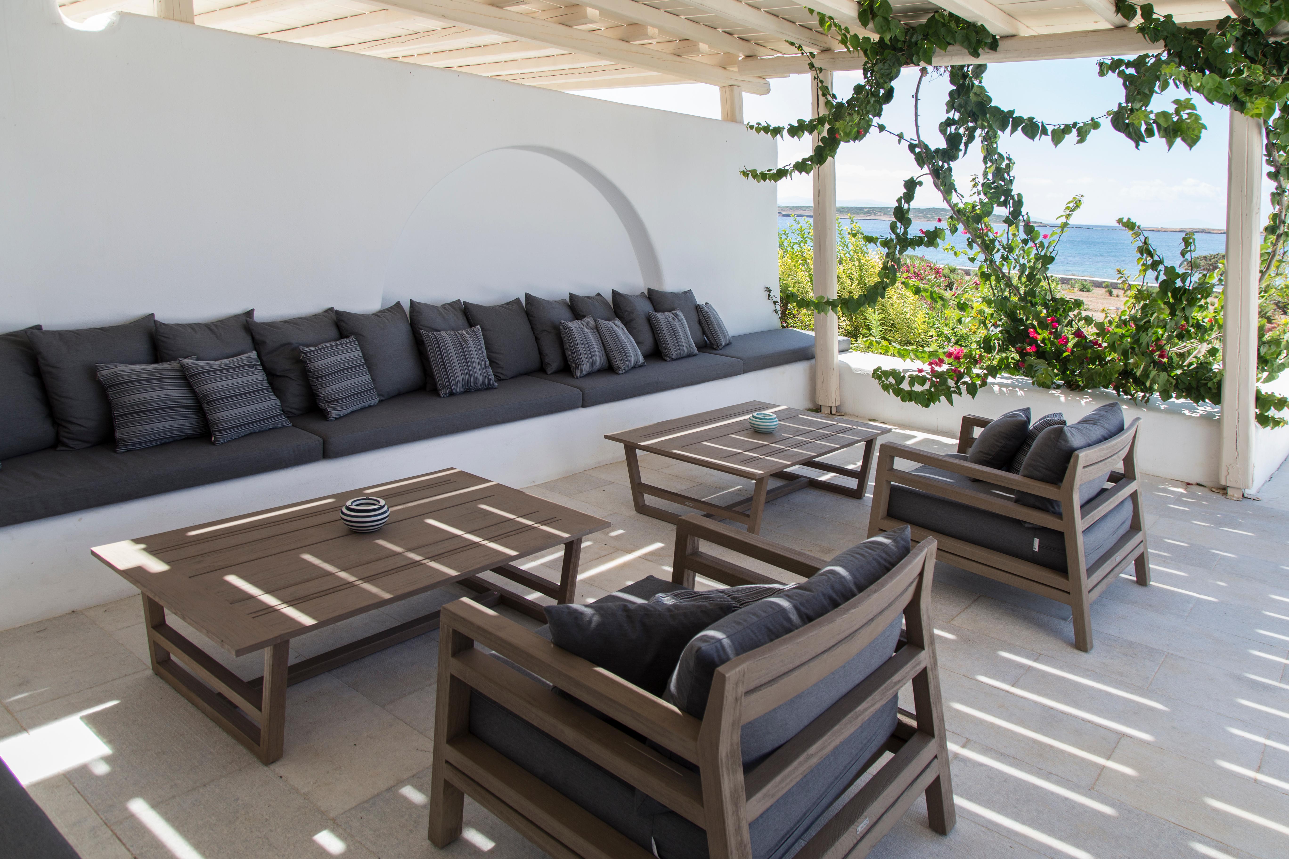 Cyclidian Homage | Greece - Venue Report